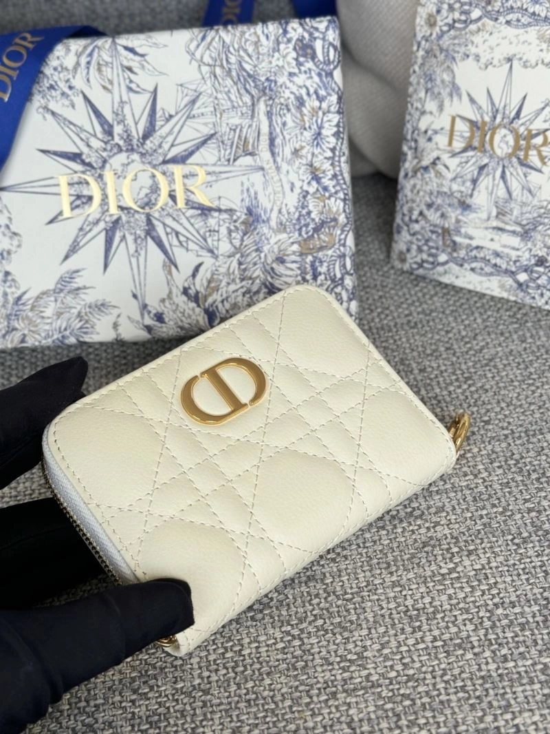 Indistinguishable Christian Dior Wallets Purse