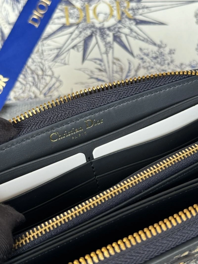 Value-priced Christian Dior Wallets Purse