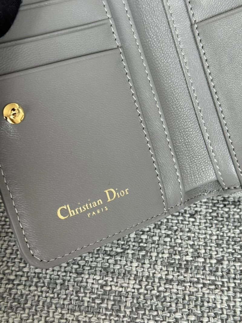 Value-priced Christian Dior Wallets Purse