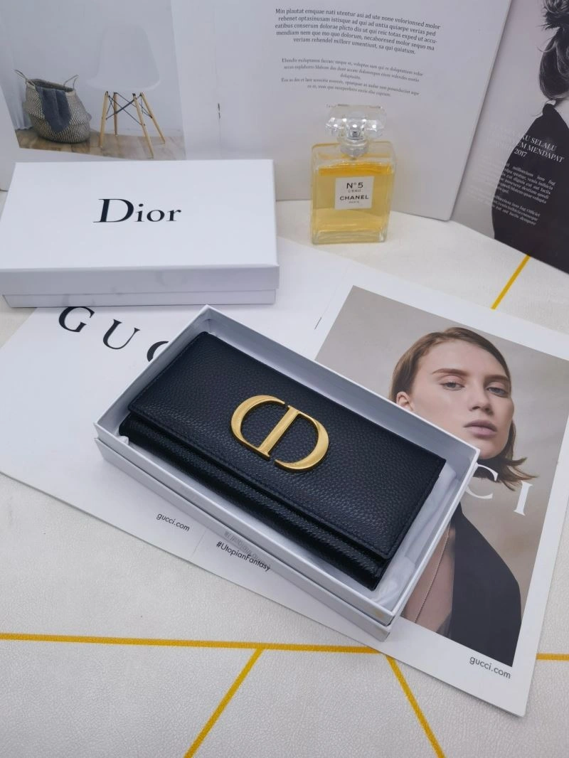 Value-priced Christian Dior Wallets Purse