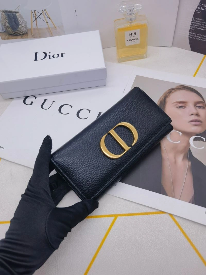 Value-priced Christian Dior Wallets Purse