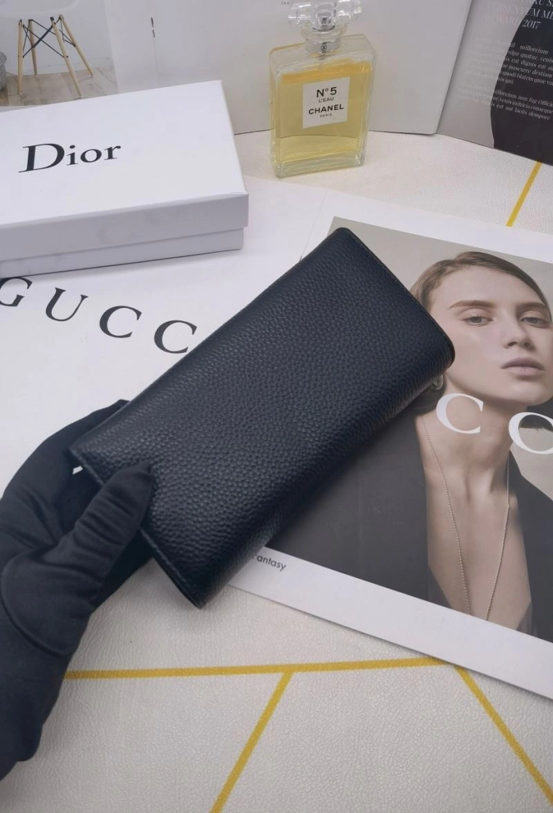 Value-priced Christian Dior Wallets Purse