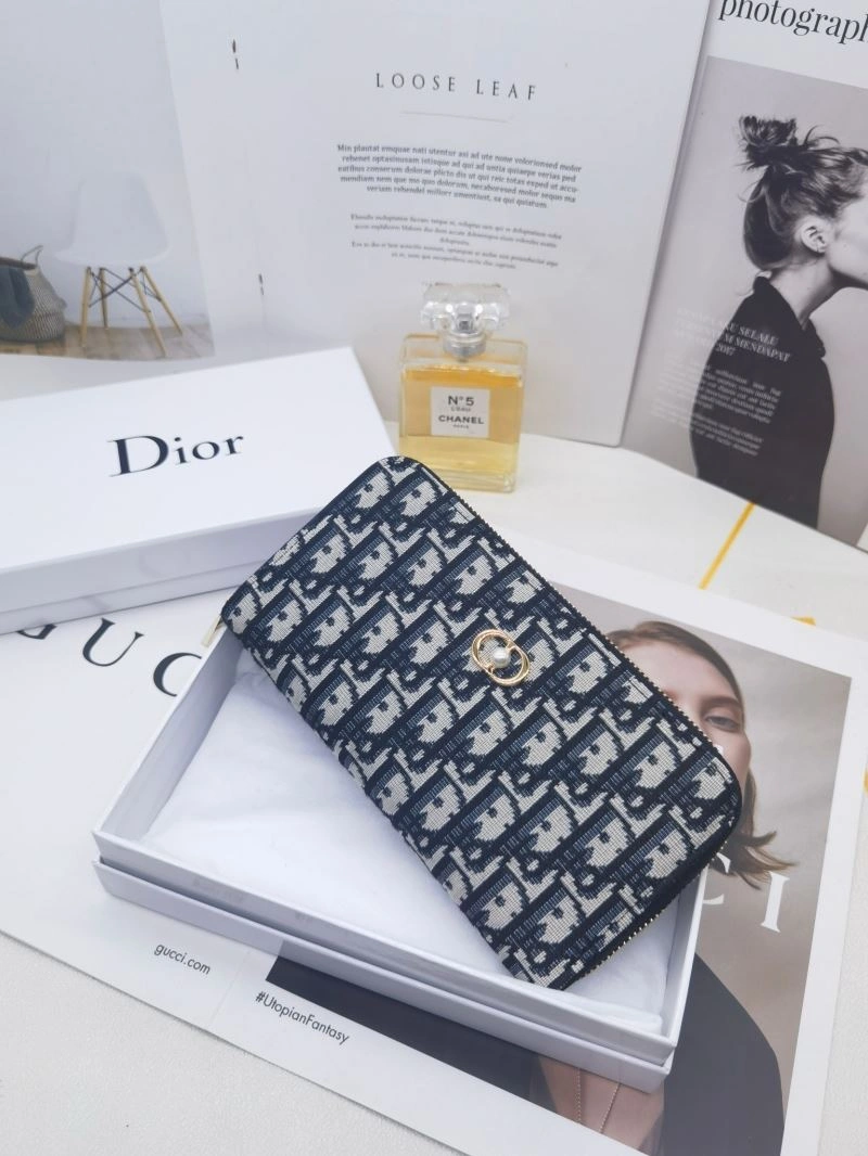Cut-rate Christian Dior Wallets Purse