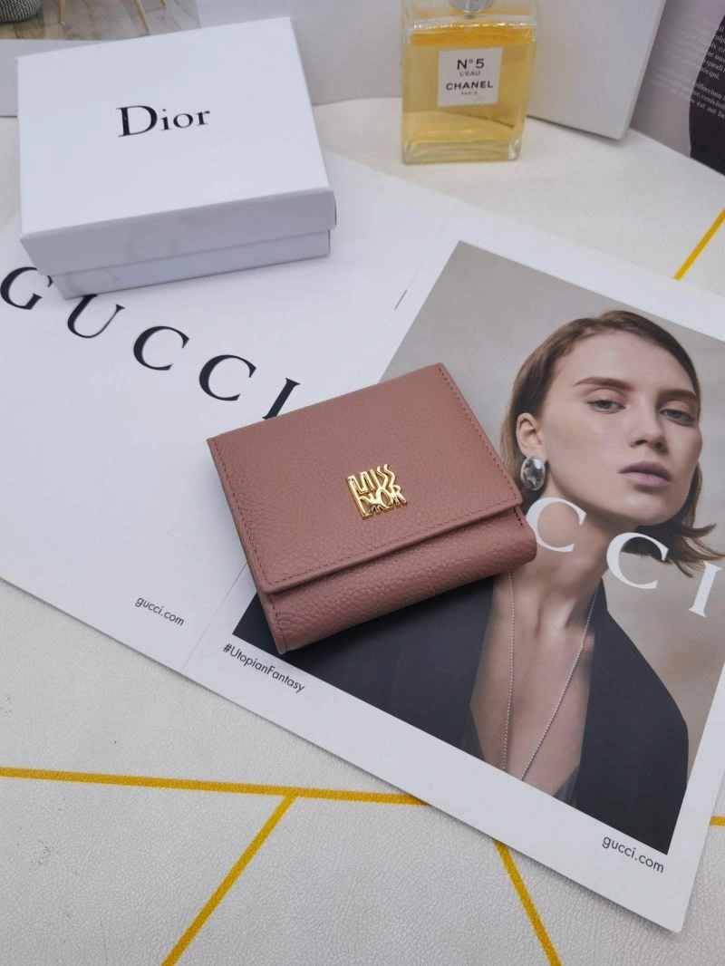 Indistinguishable Christian Dior Wallets Purse