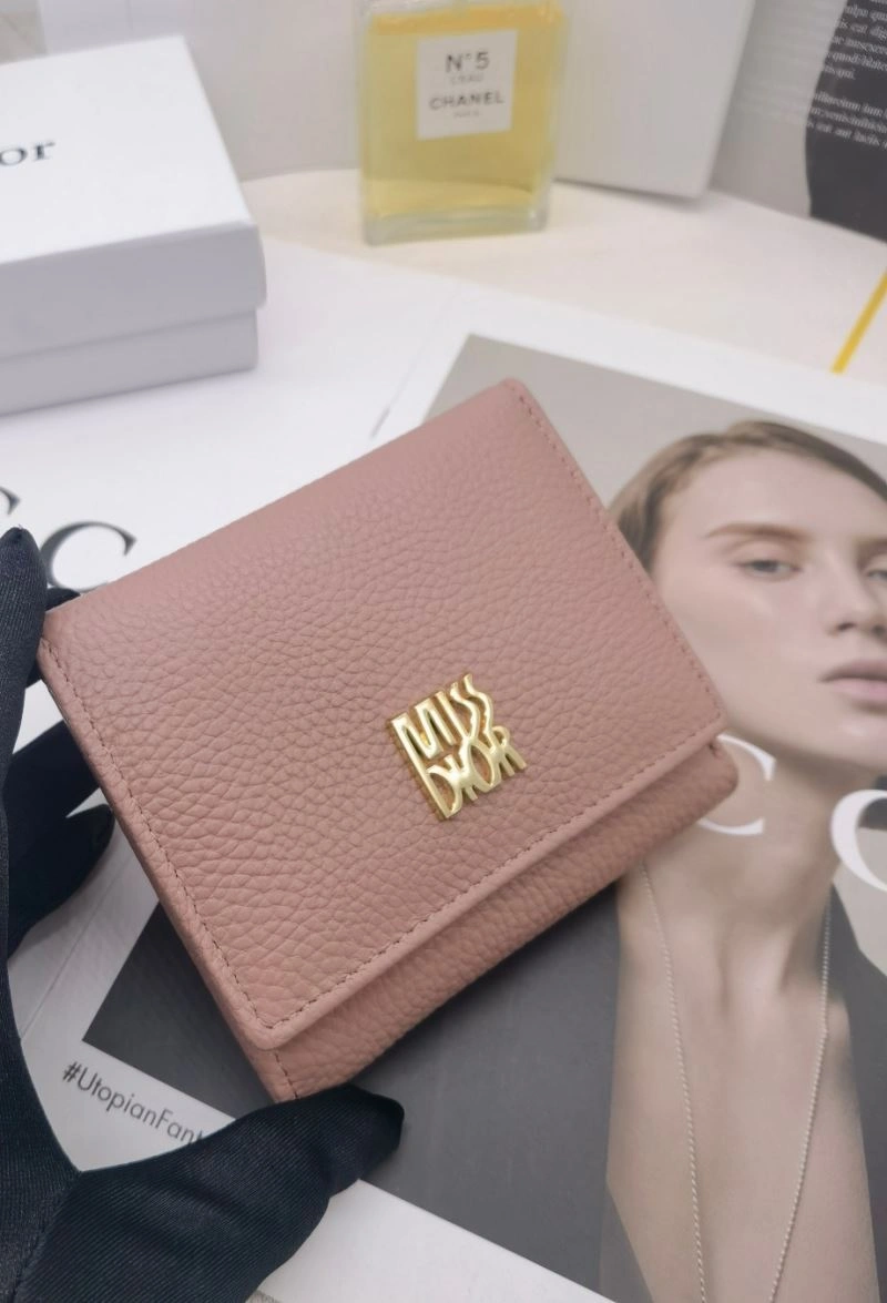 Indistinguishable Christian Dior Wallets Purse