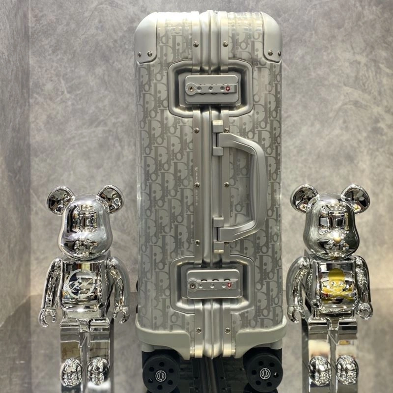High accuracy Christian Dior x Rimowa Suitcase
