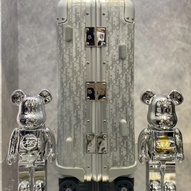 High accuracy Christian Dior x Rimowa Suitcase