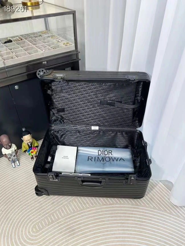 Cut-rate Christian Dior x Rimowa Suitcase