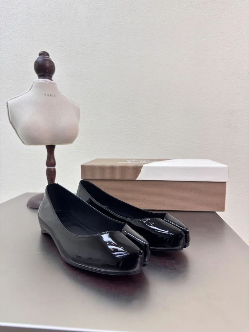Perfect replica Christian Louboutin Flat Shoes