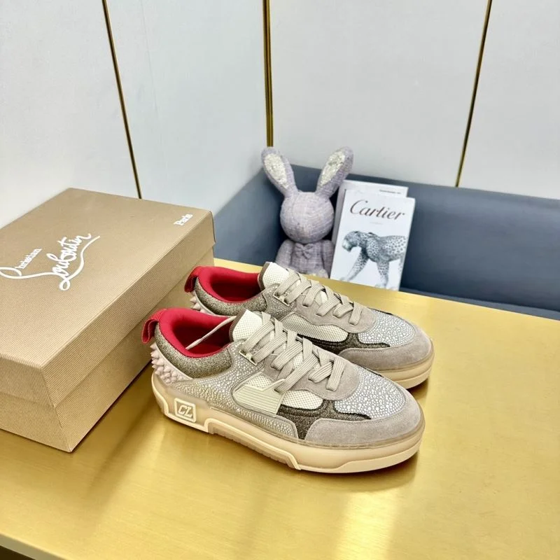 High accuracy Christian Louboutin Low Shoes