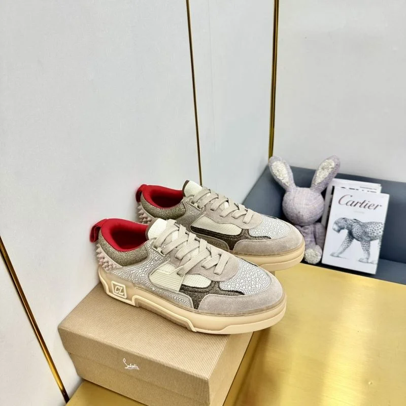High accuracy Christian Louboutin Low Shoes