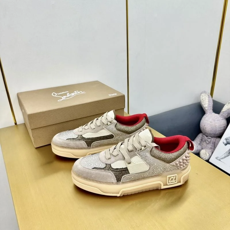 High accuracy Christian Louboutin Low Shoes