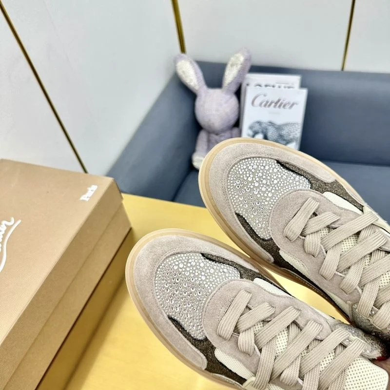 High accuracy Christian Louboutin Low Shoes