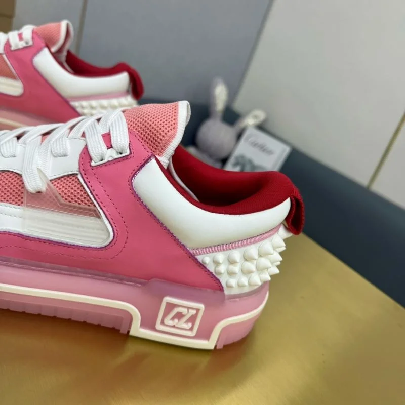 High accuracy Christian Louboutin Low Shoes