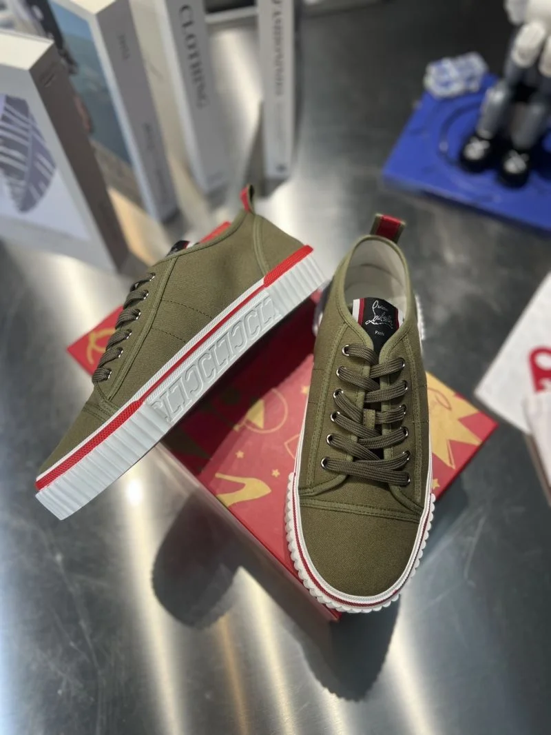 Brand-original Christian Louboutin Low Shoes