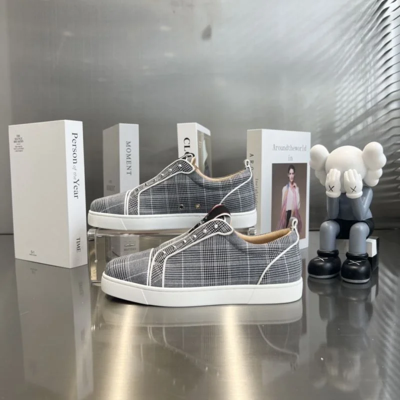 Inexpensive Christian Louboutin Low Shoes