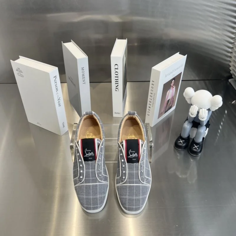 Inexpensive Christian Louboutin Low Shoes