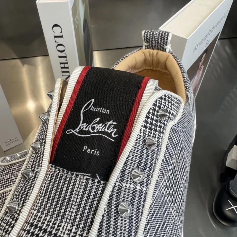 Inexpensive Christian Louboutin Low Shoes