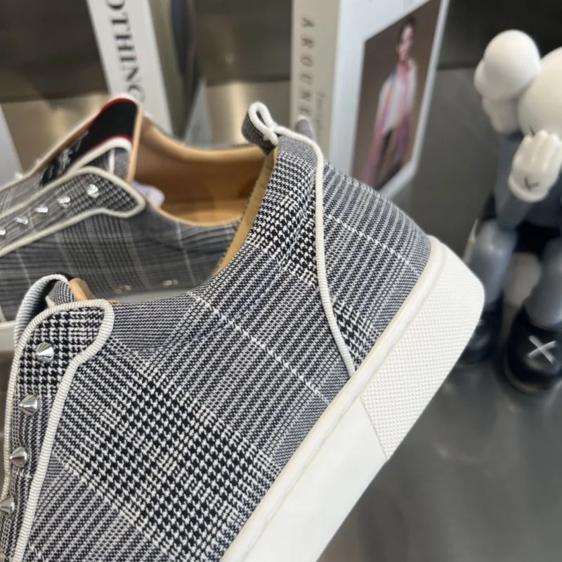 Inexpensive Christian Louboutin Low Shoes