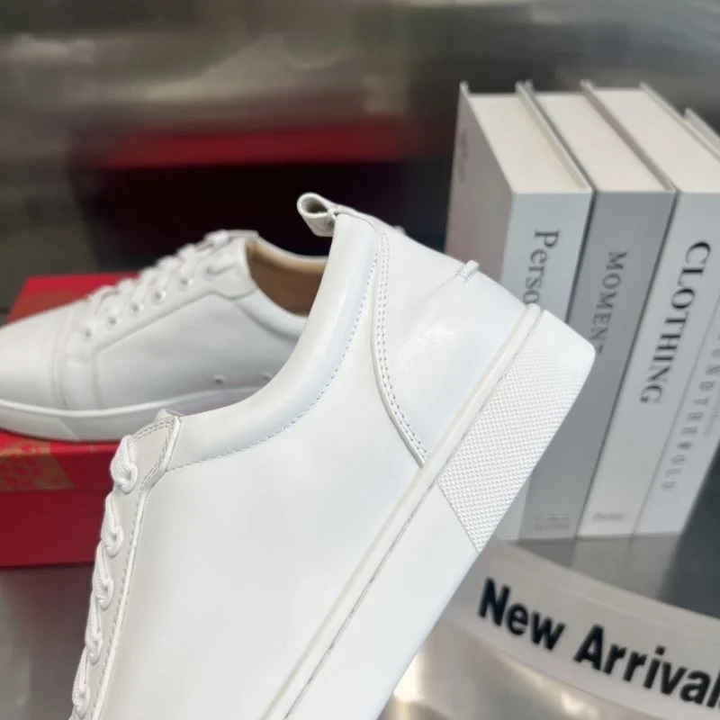 High accuracy Christian Louboutin Low Shoes