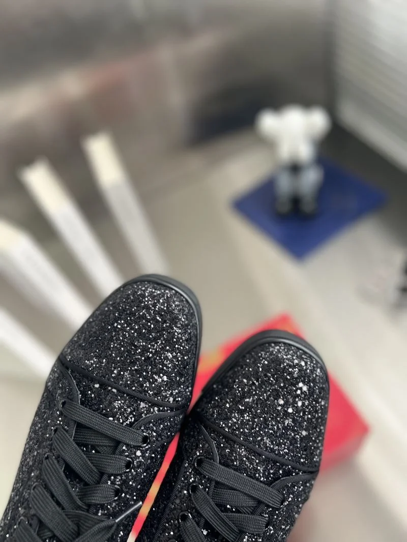 Exact replica Christian Louboutin Low Shoes