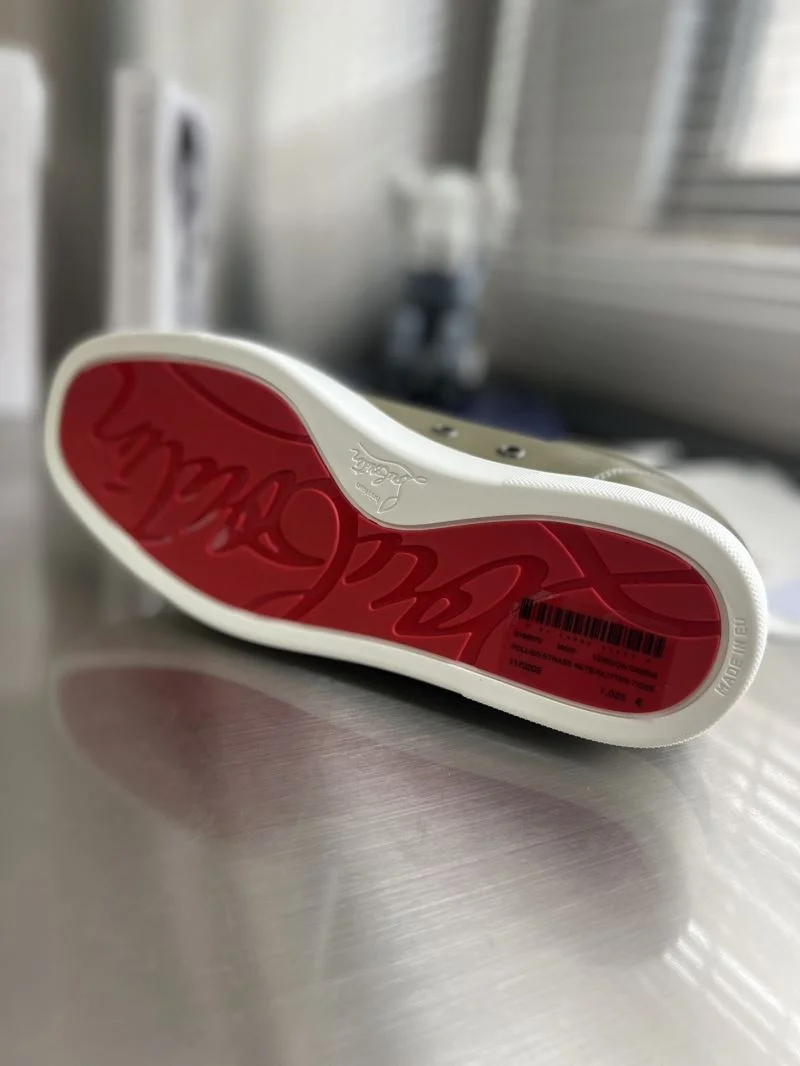 Brand-original Christian Louboutin Low Shoes