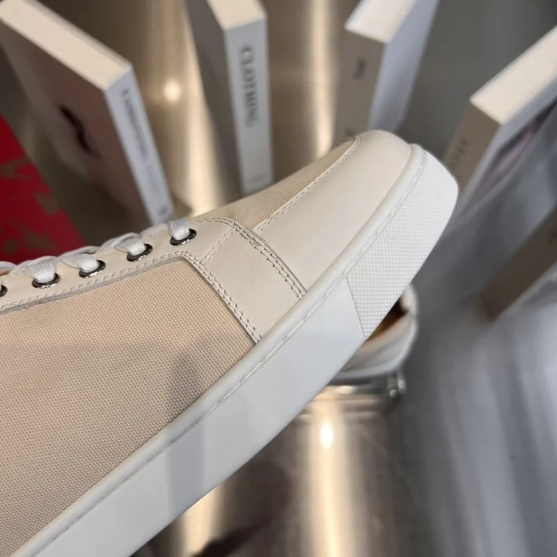 Exact replica Christian Louboutin Low Shoes