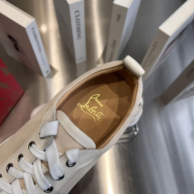 Exact replica Christian Louboutin Low Shoes