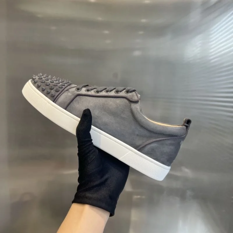 Exact replica Christian Louboutin Low Shoes