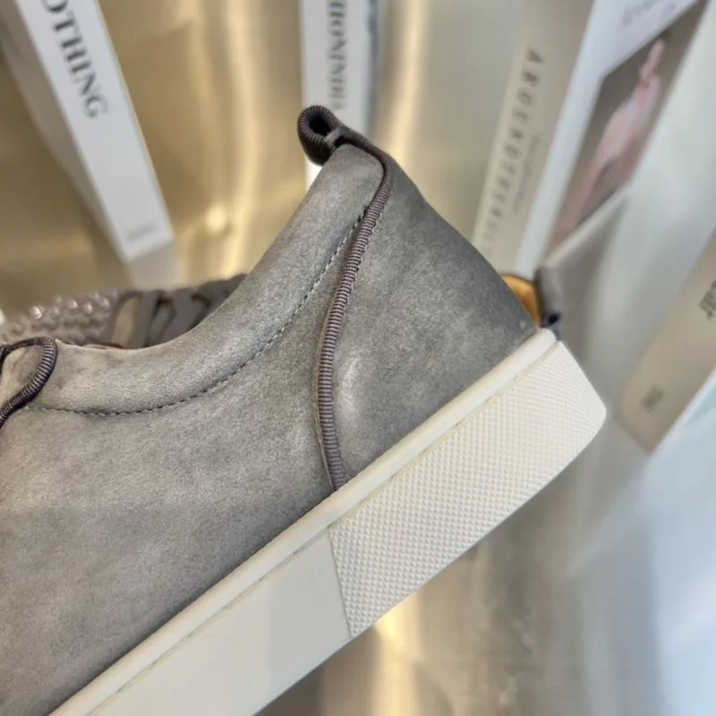 Exact replica Christian Louboutin Low Shoes