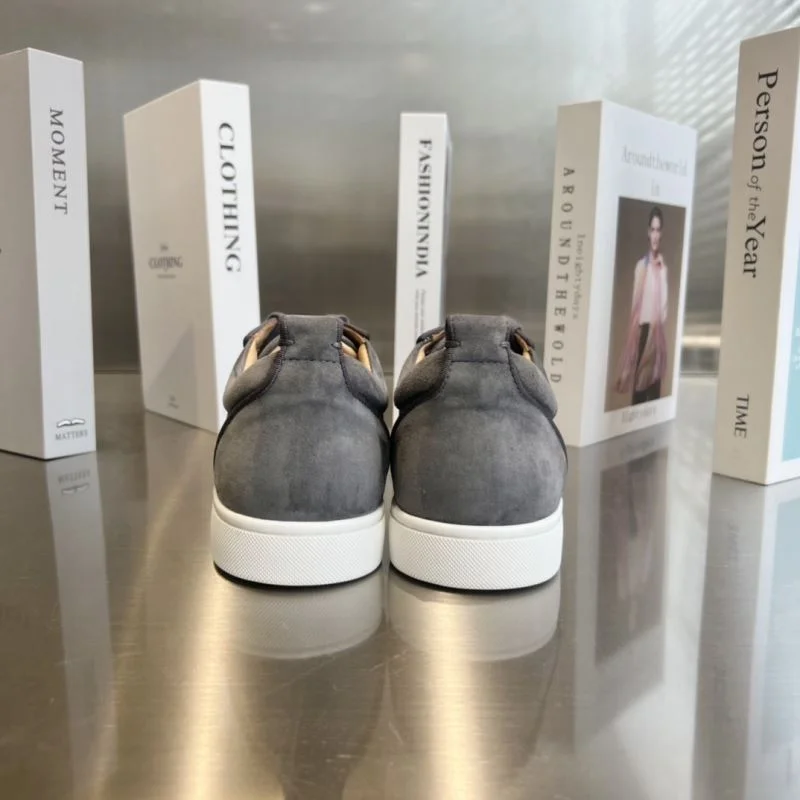 Exact replica Christian Louboutin Low Shoes