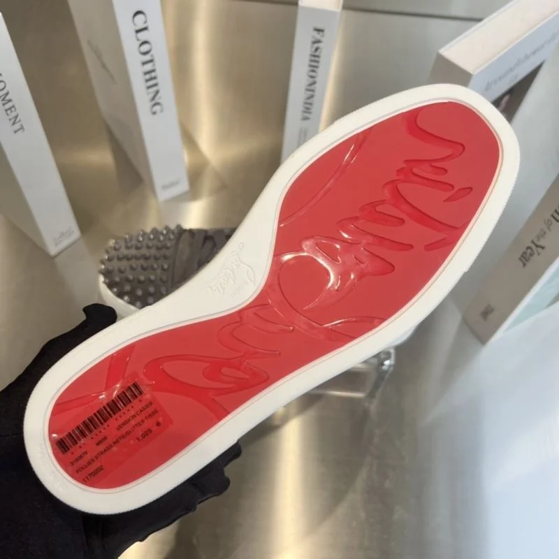 Exact replica Christian Louboutin Low Shoes