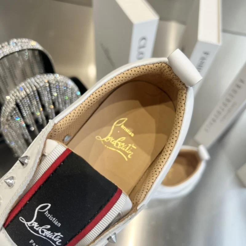 High fidelity Christian Louboutin Low Shoes
