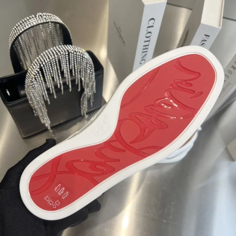 High fidelity Christian Louboutin Low Shoes