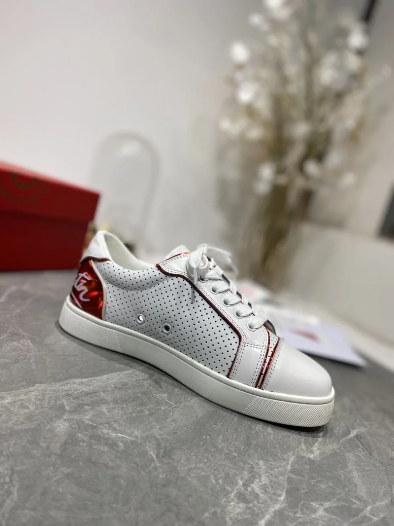Bargain Christian Louboutin Low Shoes