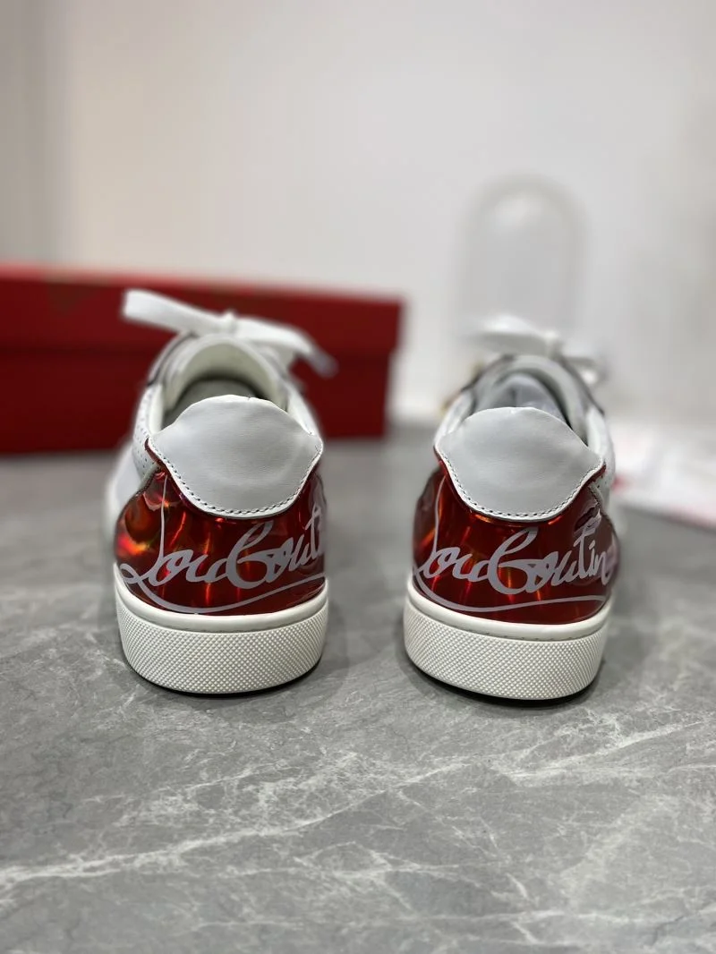 Bargain Christian Louboutin Low Shoes