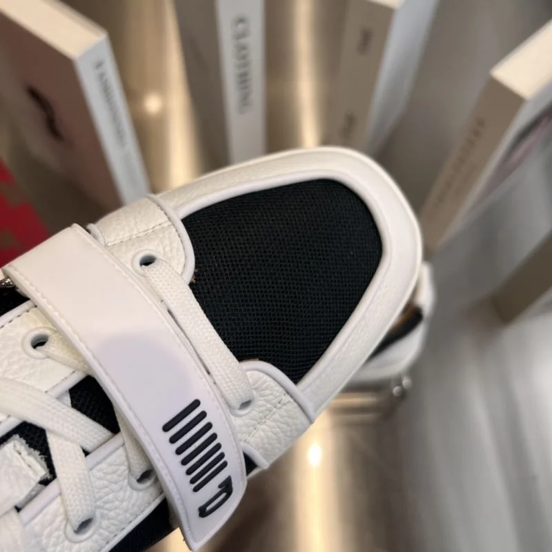 Real Christian Louboutin Low Shoes
