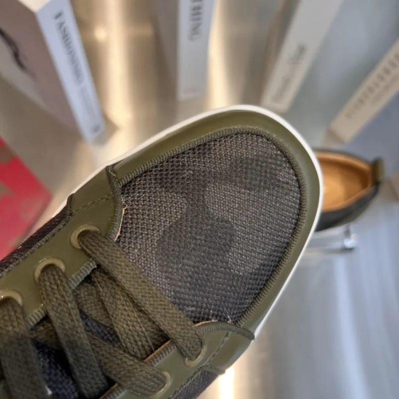 Cut-rate Christian Louboutin Low Shoes
