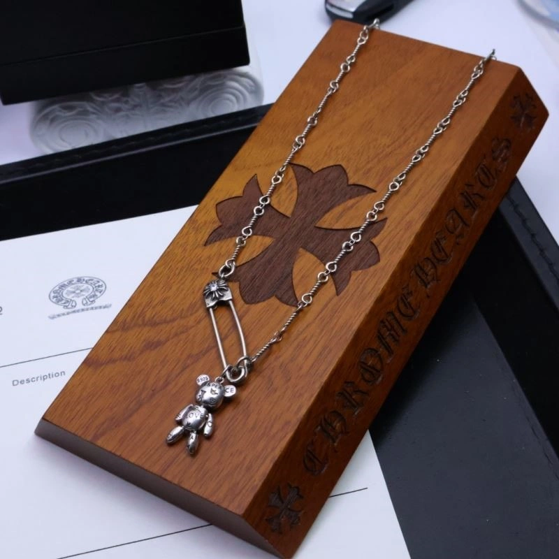 Low-cost Chrome Hearts Brooches