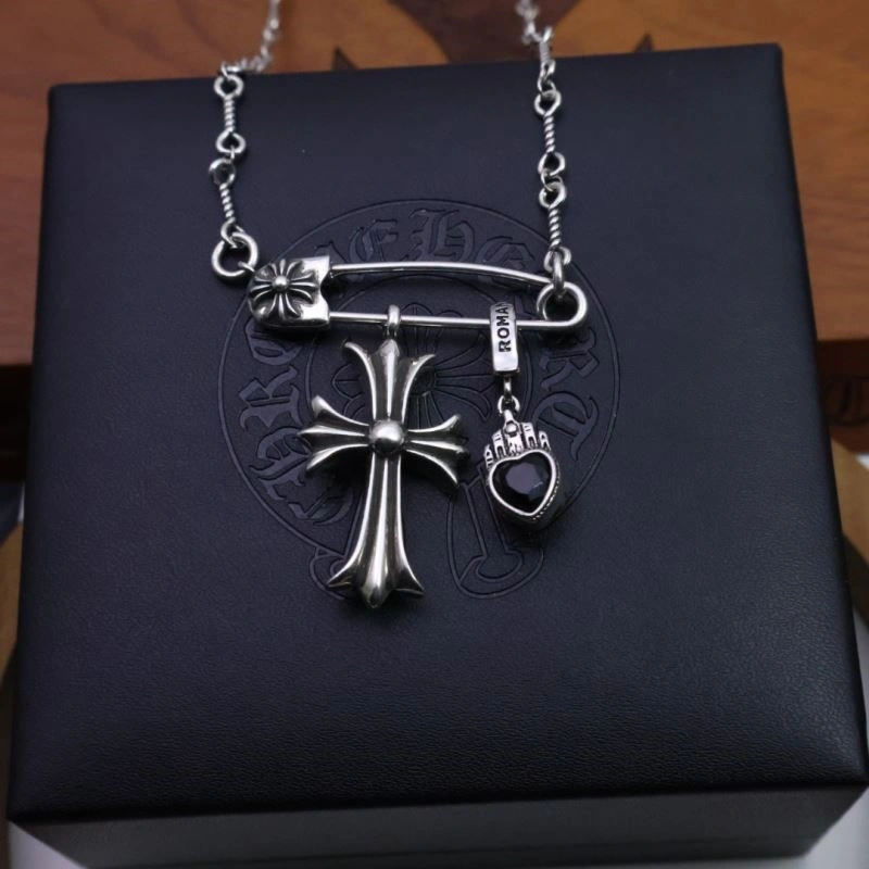 Chrome Hearts Brooches