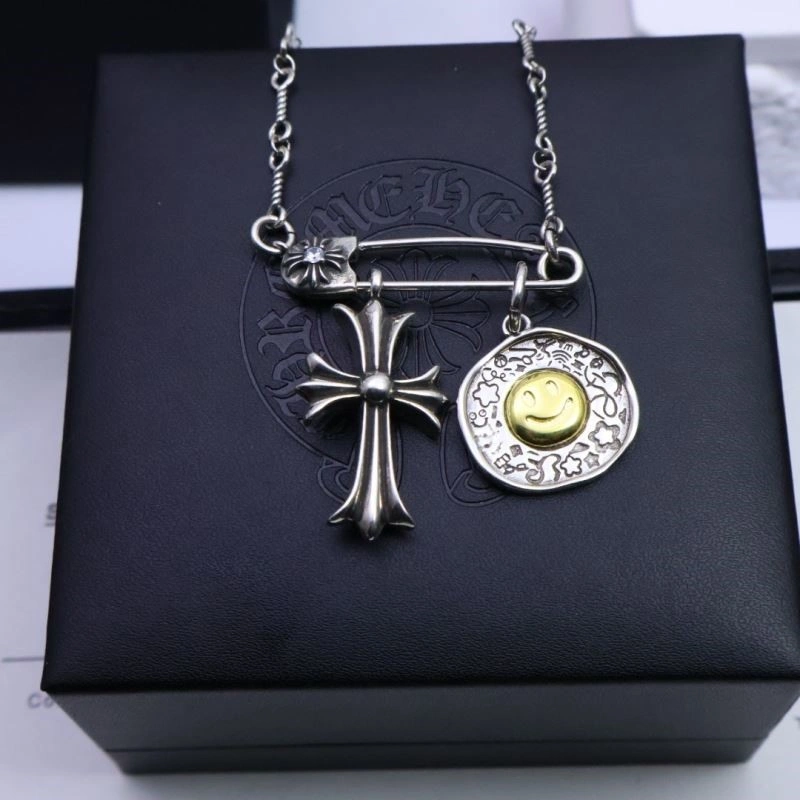 Chrome Hearts Brooches