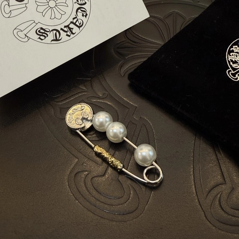 Brand-authenticated Chrome Hearts Brooches