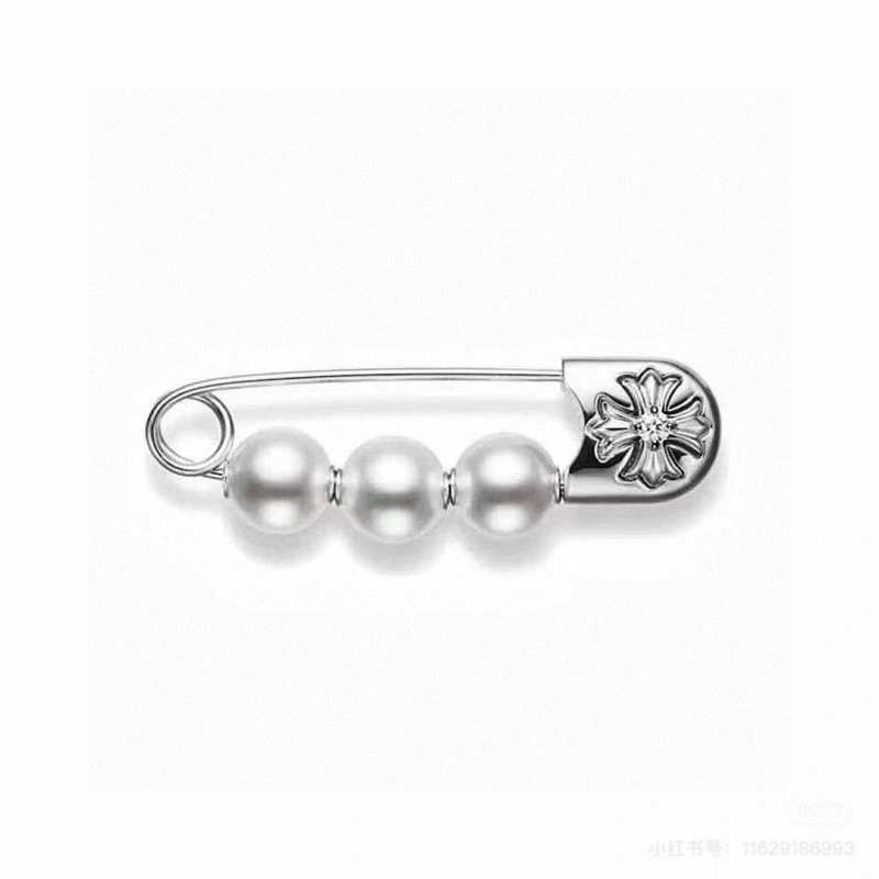 Bargain Chrome Hearts Brooches