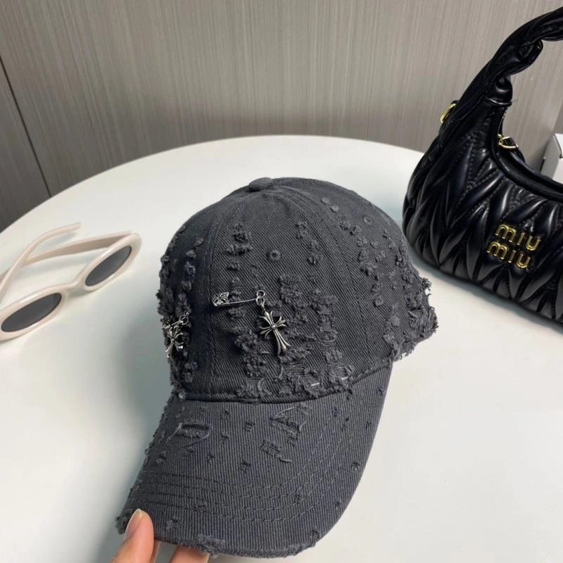 Low-cost Chrome Hearts Caps