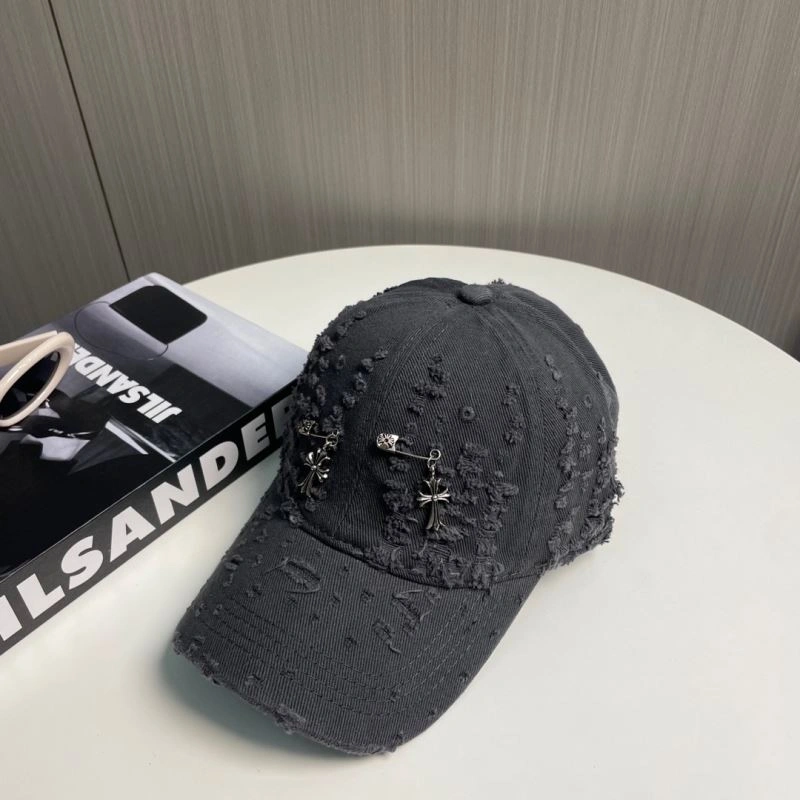 Low-cost Chrome Hearts Caps