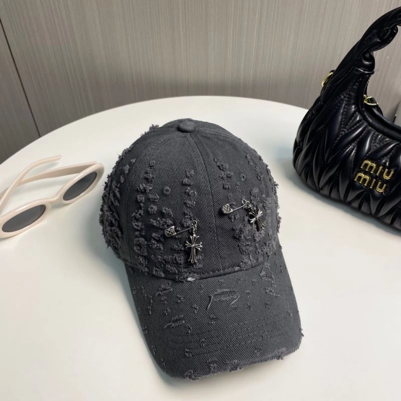 Low-cost Chrome Hearts Caps