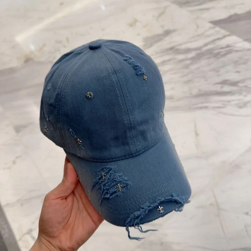 Low-cost Chrome Hearts Caps