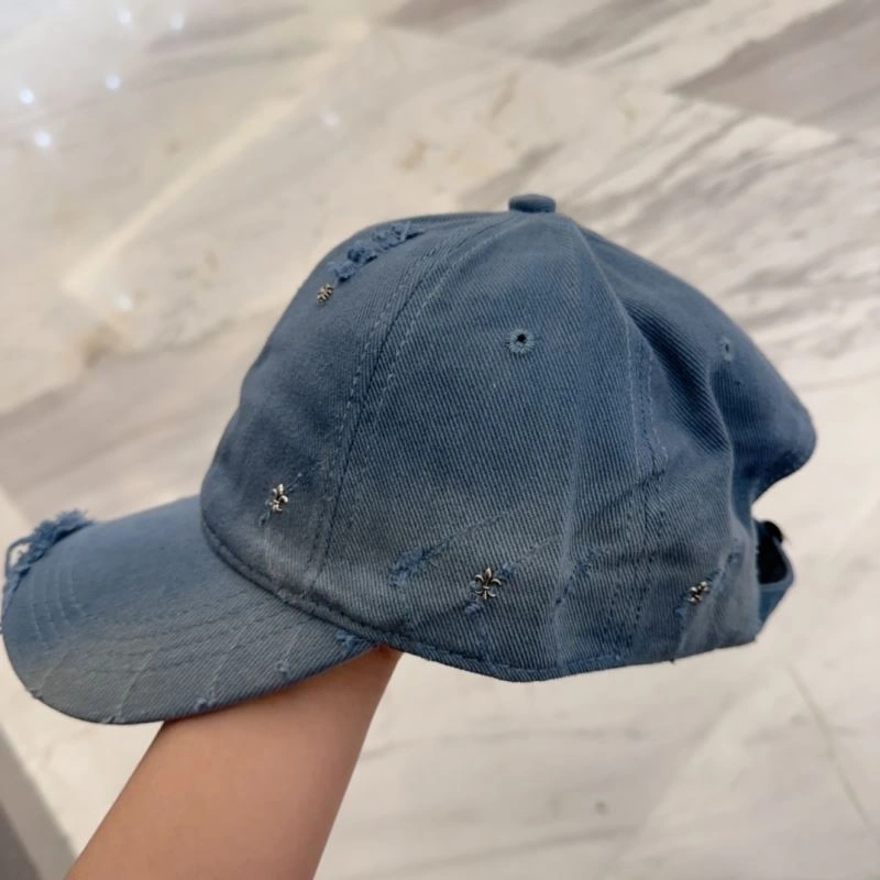 Low-cost Chrome Hearts Caps