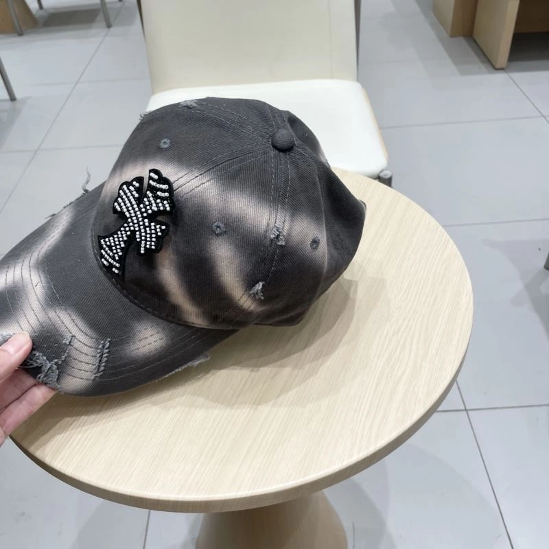 Low-cost Chrome Hearts Caps