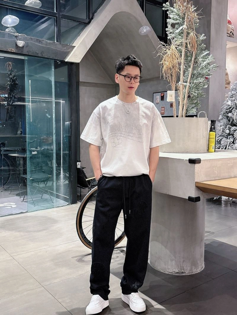 Indistinguishable Chrome Hearts Long Pants
